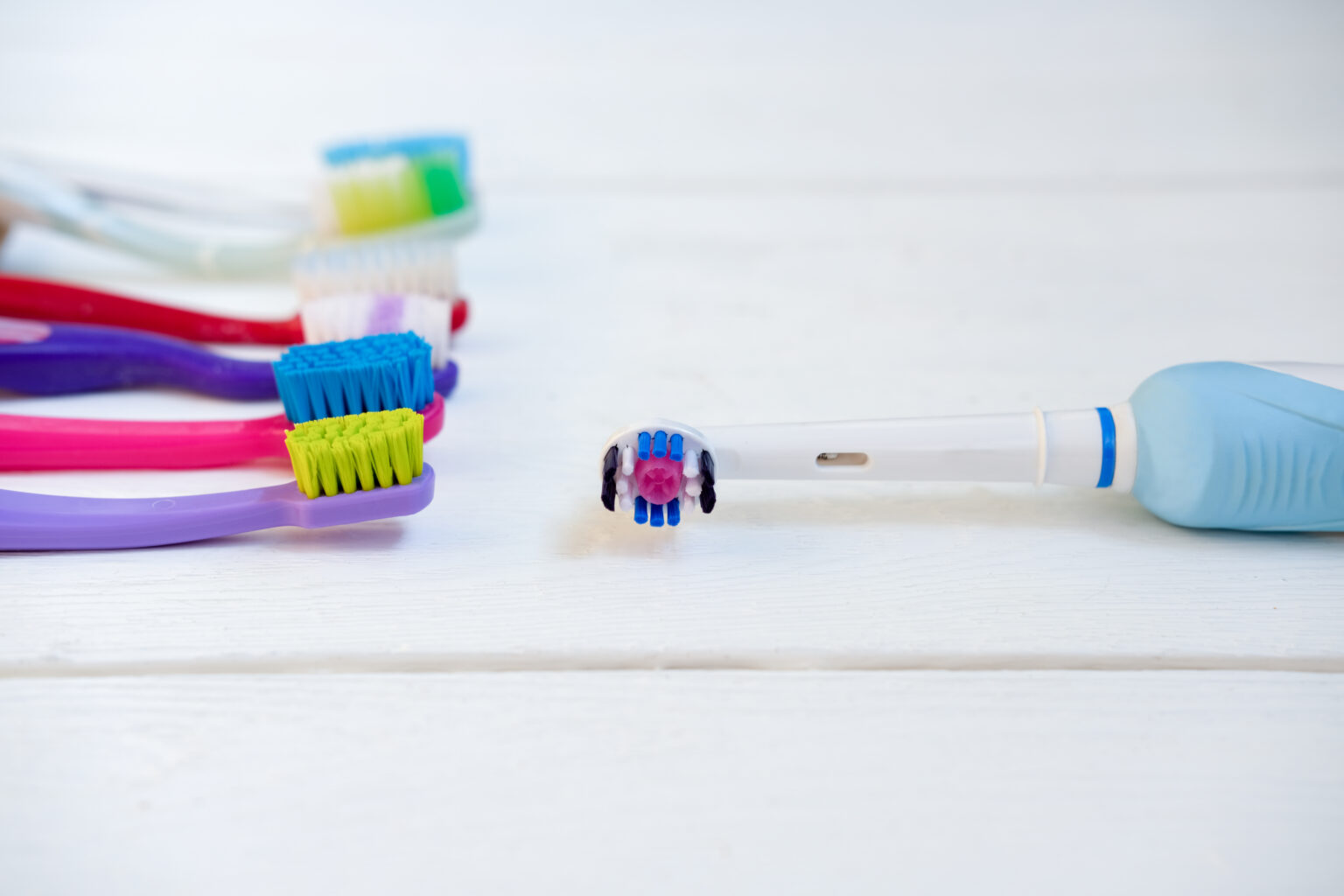 Choose Your Ideal Toothbrush for Oral Health - Diamond Dental Hospital ...